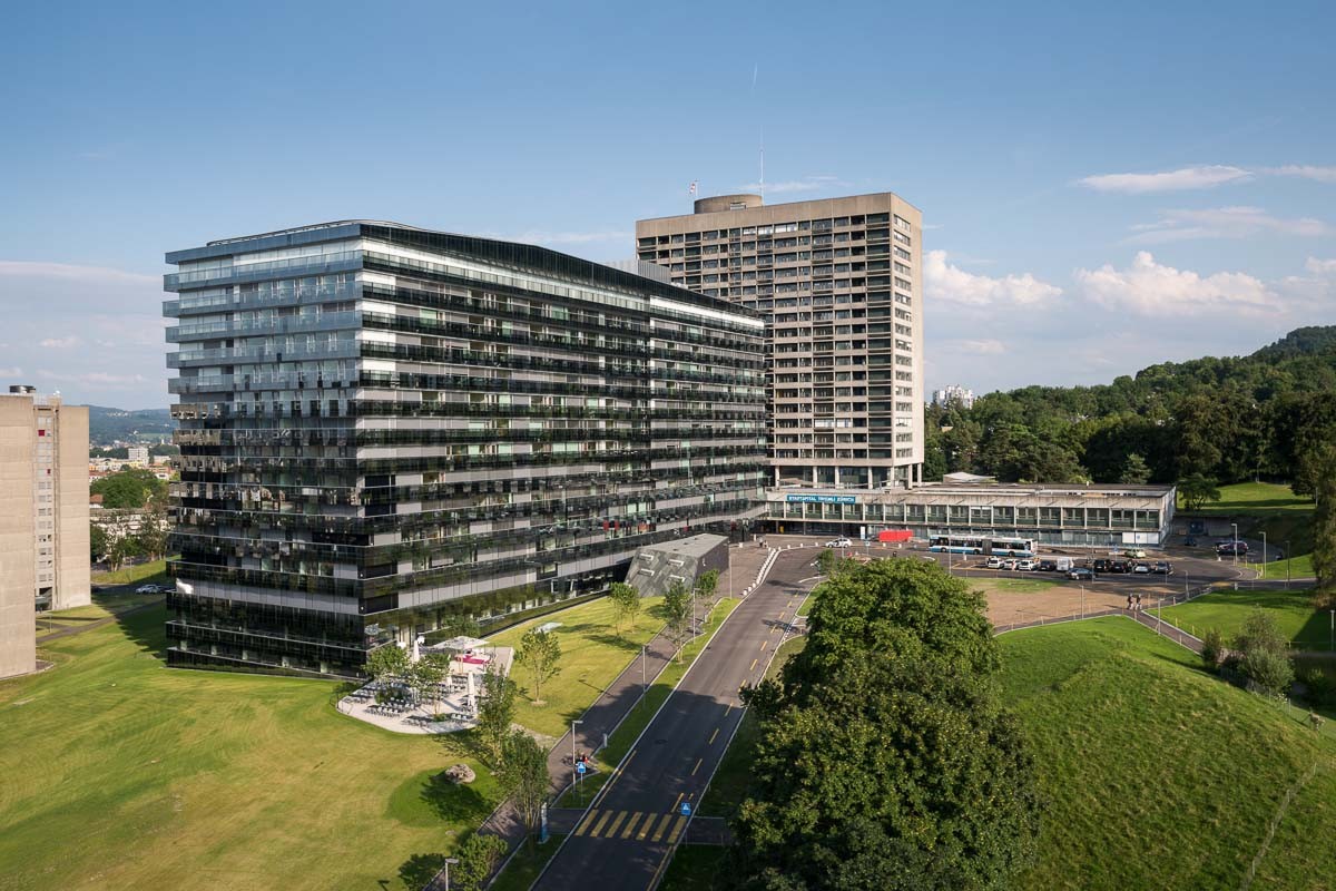 Stadtspital Triemli soll für 1,9 Millionen Franken grüne Fassade ...