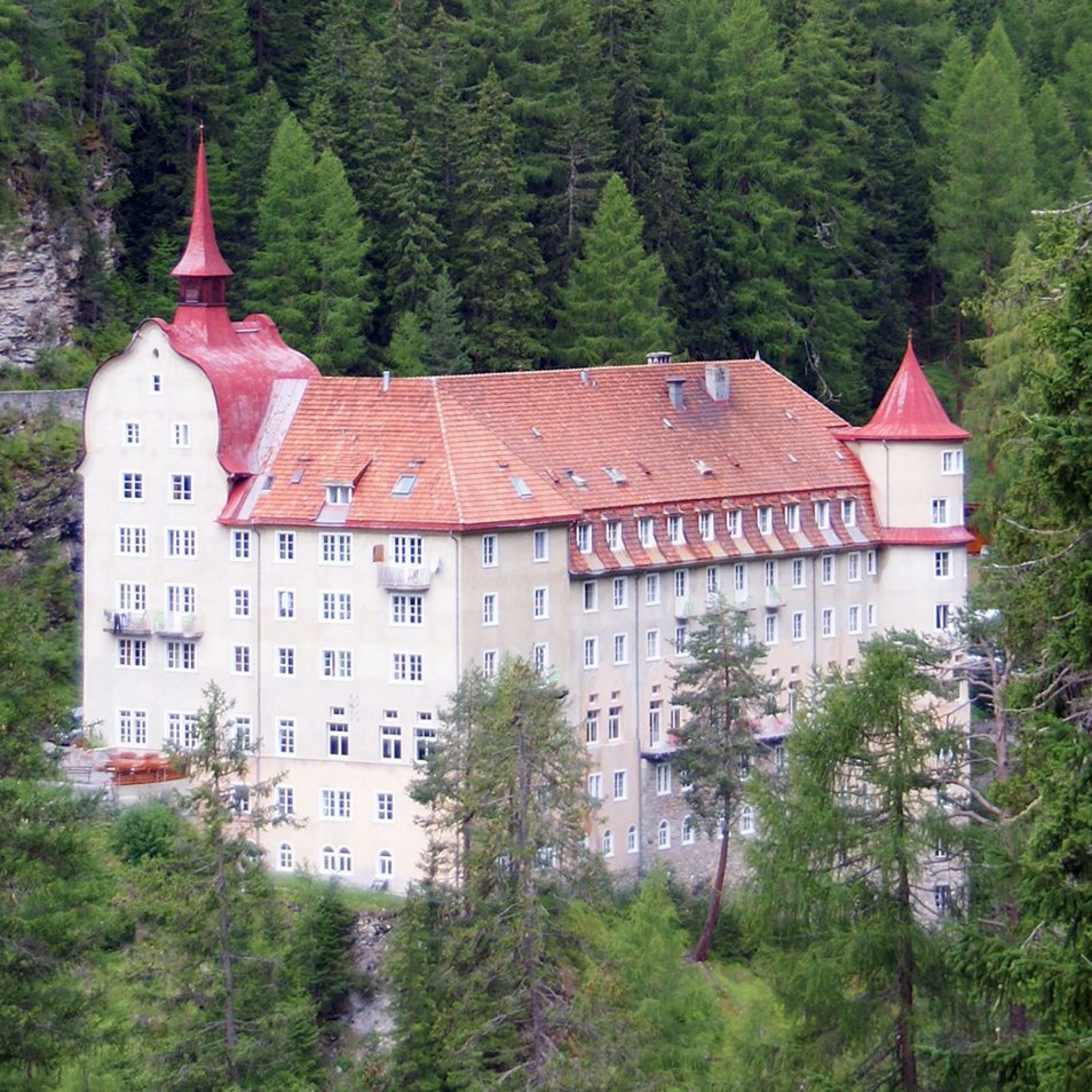 Das Geisterhotel Val Sinestra im Unterengadin | Baublatt